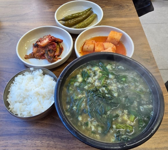 까치산역 복개천 인근 아침 식사 가능 노포 다슬기 해장국 전문점 : 네이버 블로그