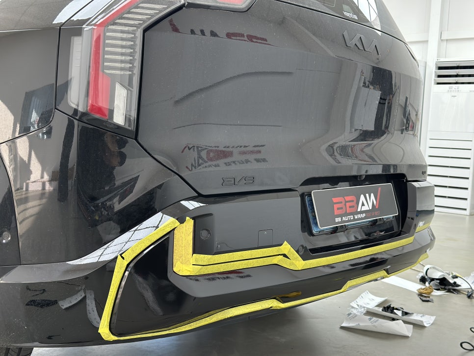 EV9 전체 크롬 죽이기 휠 래핑 시공으로 올블랙 만들기 : 네이버 블로그