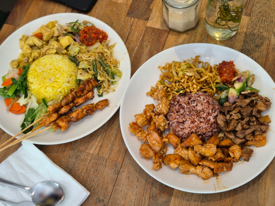 발리 사누르 맛집 와룽 끄칠 현지식 나시짬뿌르 : 네이버 블로그