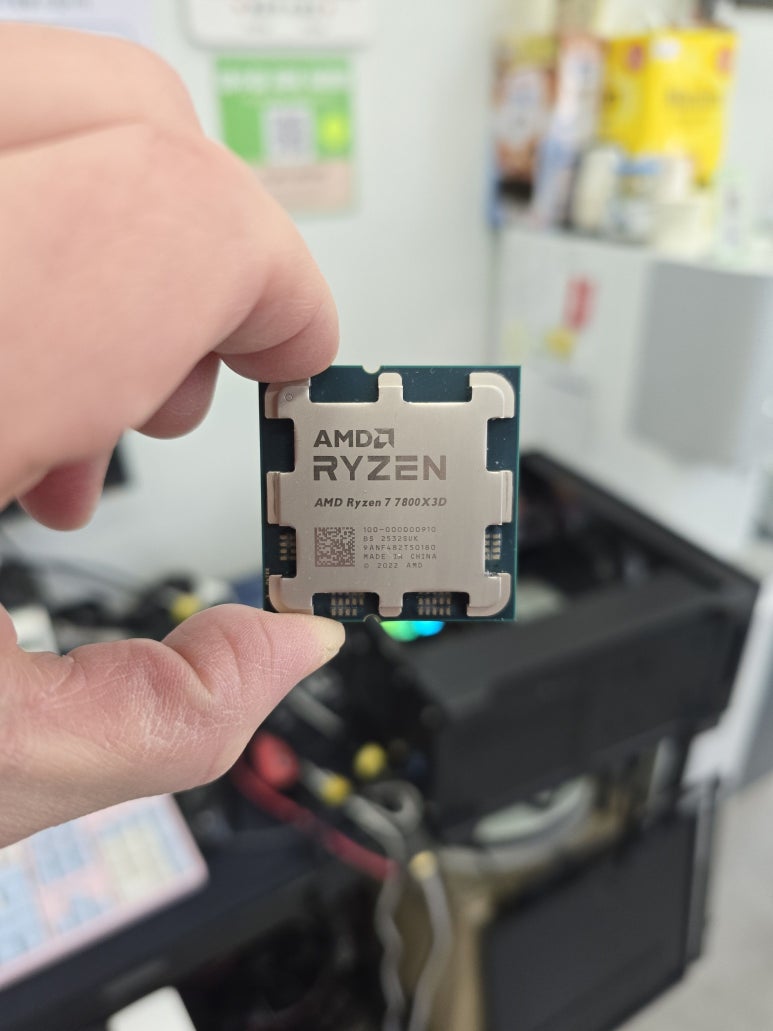 컴퓨터 출고 2개월만에 CPU 불량 났습니다. 불량 CPU는 7800X3D 네요~ : 네이버 블로그