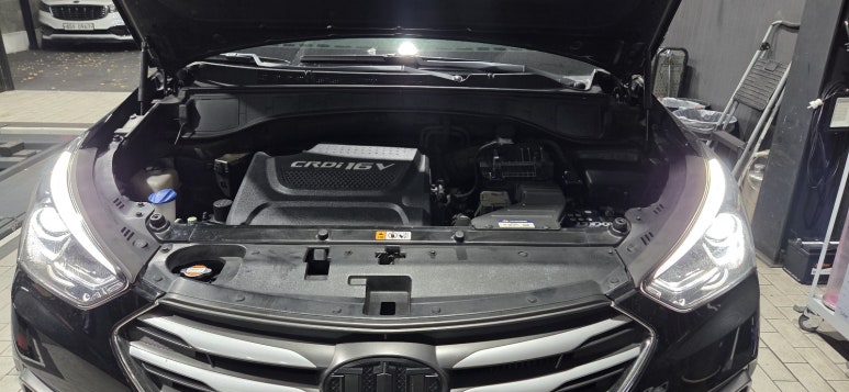 싼타페DM 엔진오일교환. 냉각수진공순환식교환 [두류동카센터 디엠모터스] : 네이버 블로그