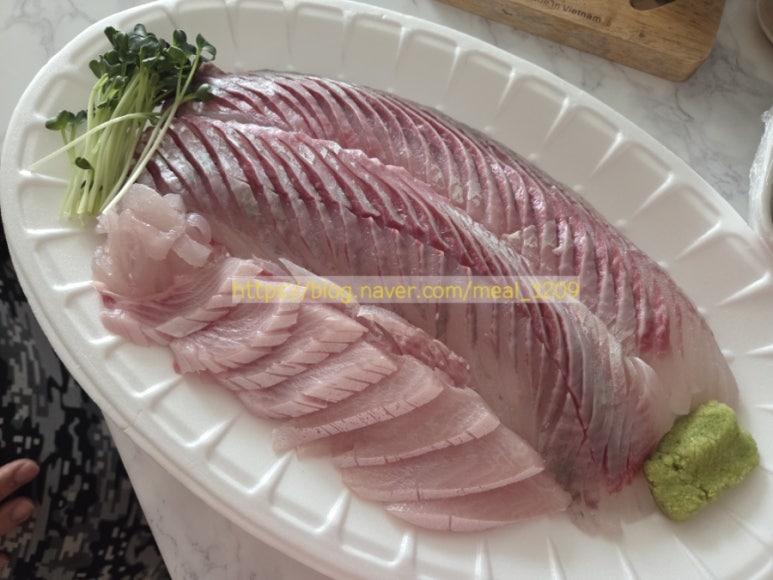 🐟대전노은수산시장:겨울 방어보다 가성비 최고! 아삭하고 고소한 밀치(가숭어) 구매해왔어요!#해천수산 : 네이버 블로그