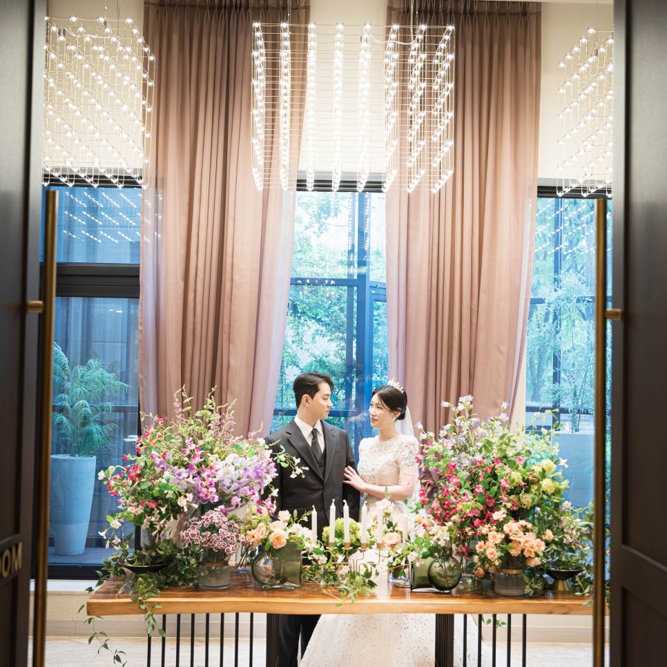 청주 더빈웨딩 가드니아홀 가성비 DVD 40만원 본식사진 55만원 대표촬영 중형 카메라 1:1 화각 감성사진 출장비 없이 가능 ...