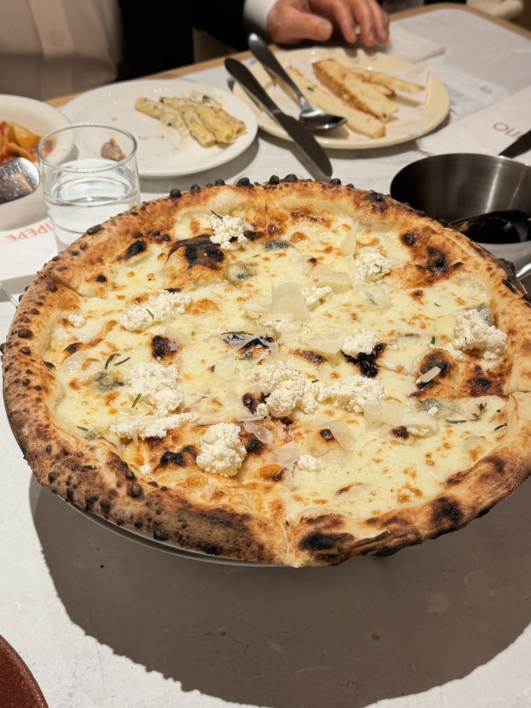 광화문 파스타 맛집 올리페페 후기｜예약방법, 메뉴추천(카치오 올리페페 원픽) : 네이버 블로그