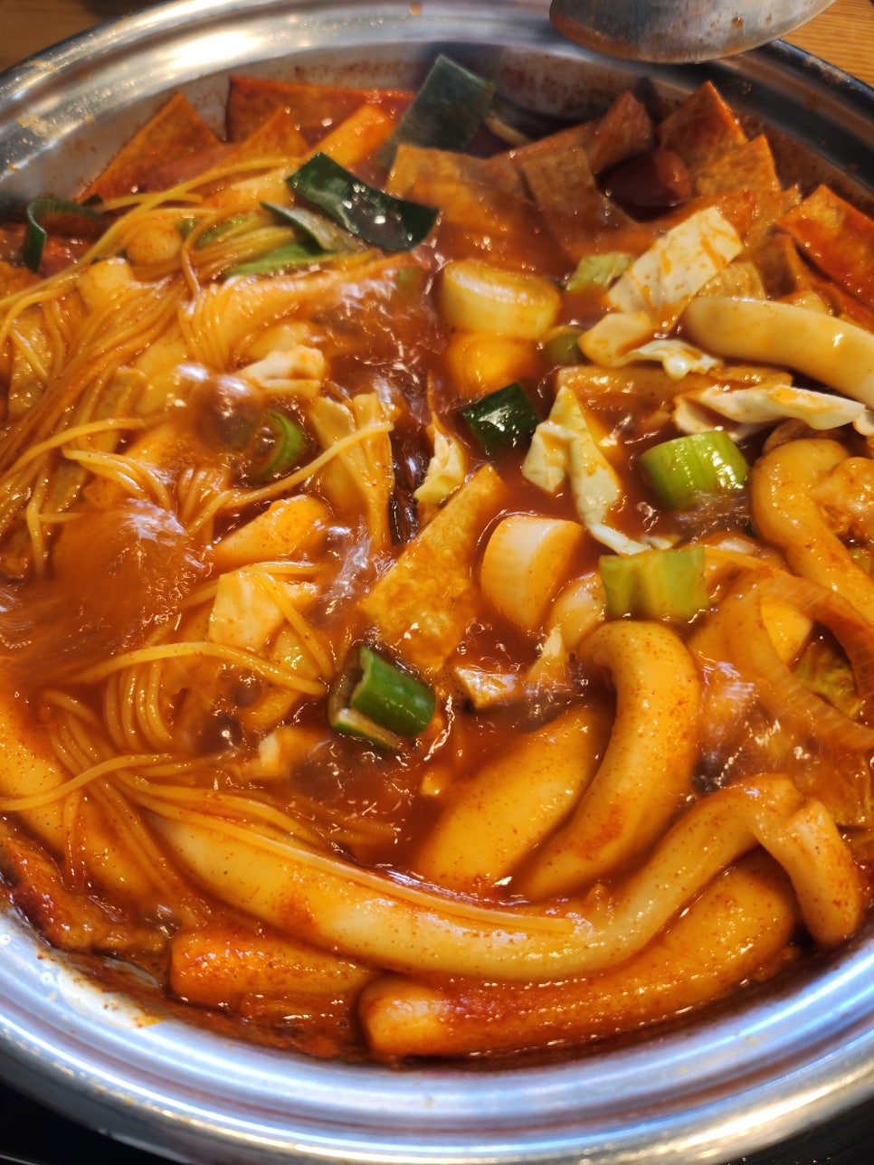 [가디 맛집] 두끼 떡볶이 뷔페 가격, 종류, 이용시간, 황금레시피 현대아울렛 가산점 내돈내산 후기 : 네이버 블로그